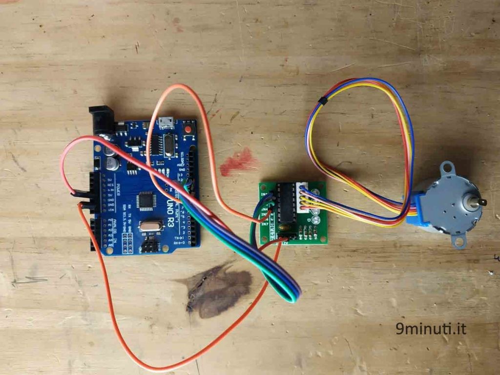 Motore stepper con Arduino (28BYJ-48 + driver ULN2003ARG) – 9minuti.it